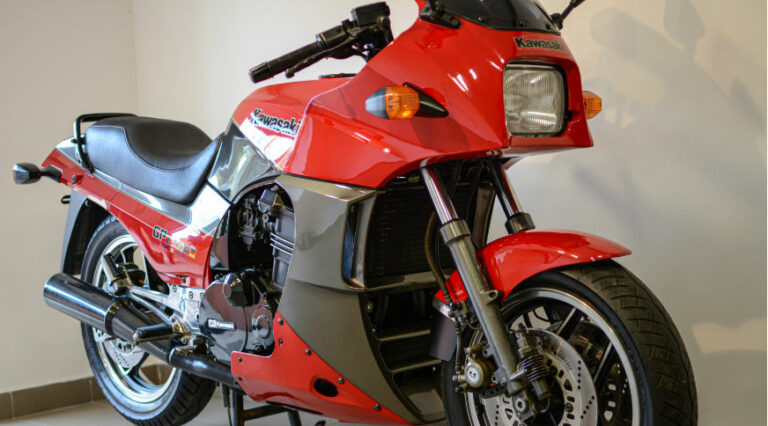 Moto Raven | Polovni Motocikli Klasici i Moderni Klasici u Fabričkom Stanju