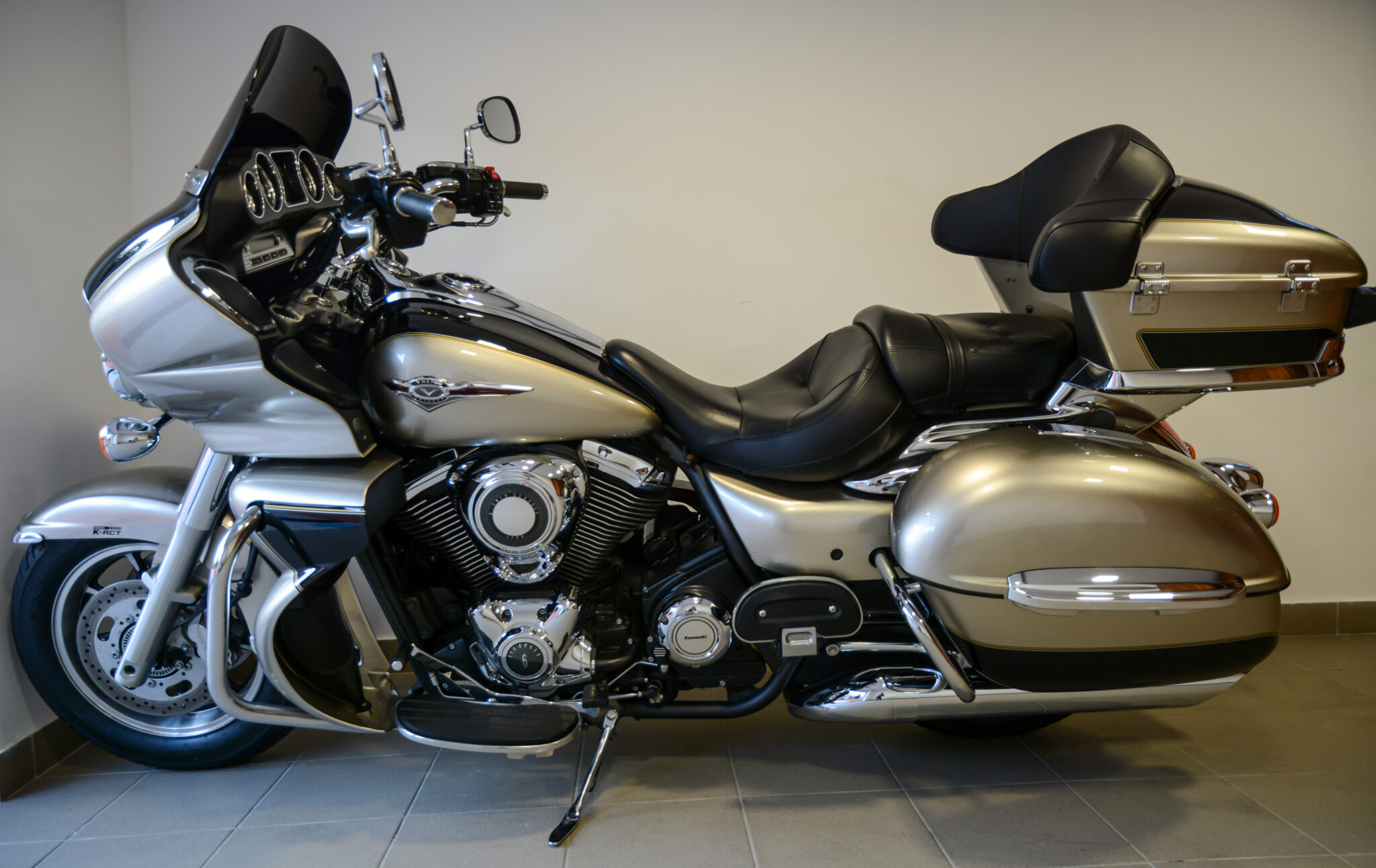 Kawasaki VN 1700 Voyager 2009 | Moto Raven | Touring Bike