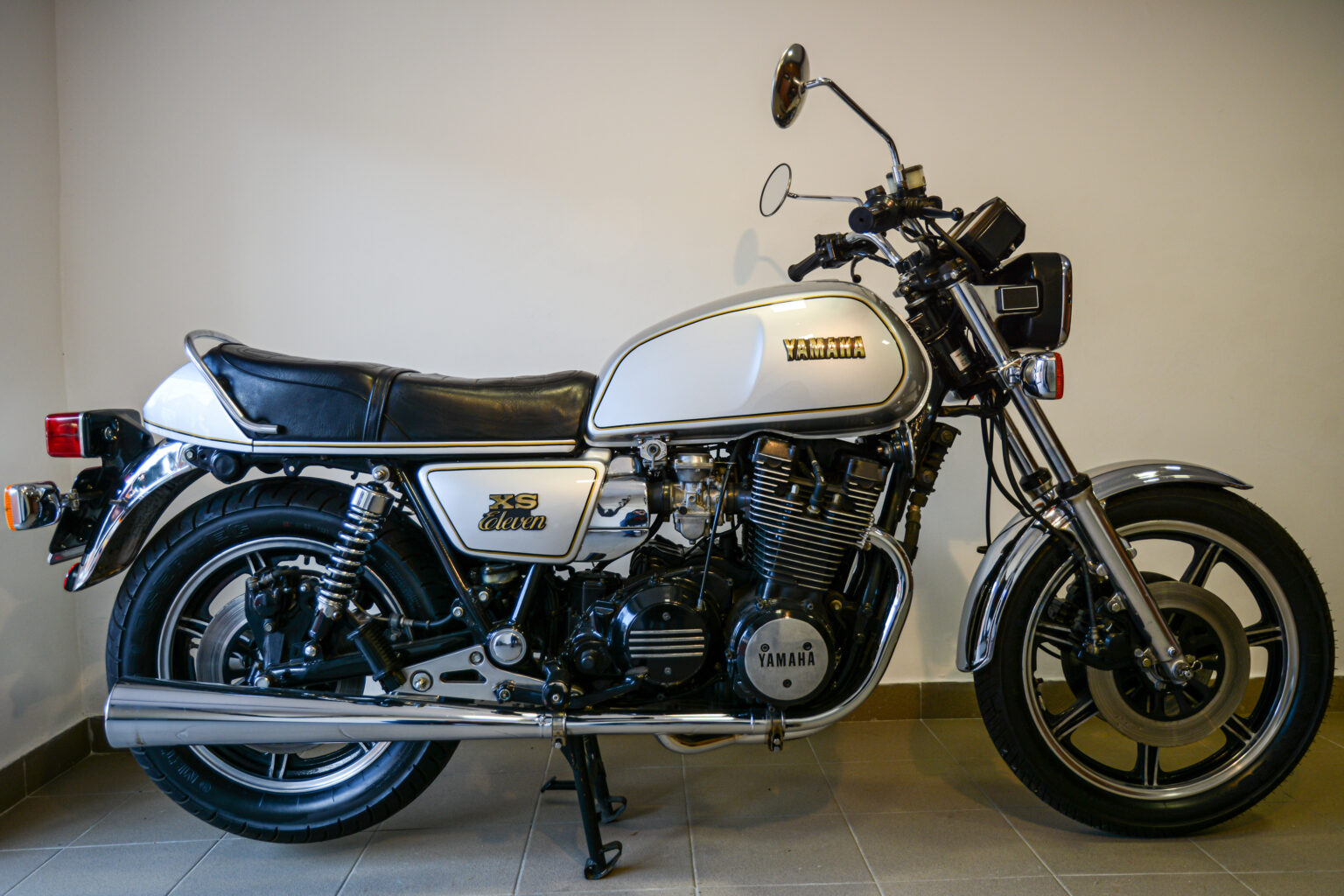 Moto Raven | Polovni Motocikli Klasici i Moderni Klasici u Fabričkom Stanju